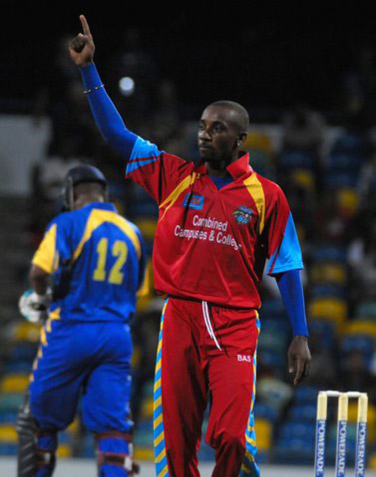 Nekoli Parris celebrates the end of Dwayne Smith | ESPNcricinfo.com