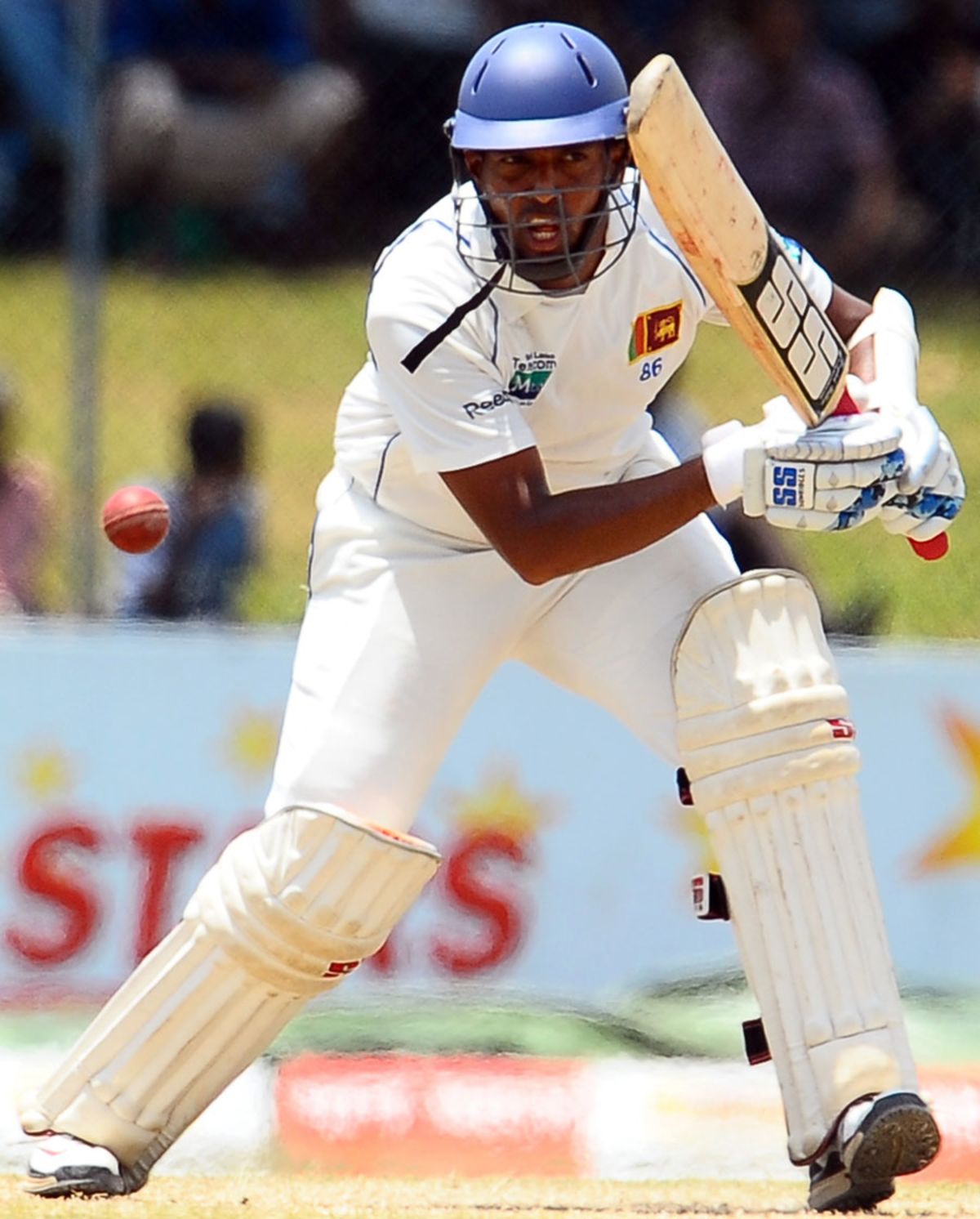 Thilan Samaraweera drove the Sri Lankan lead past 200 | ESPNcricinfo.com