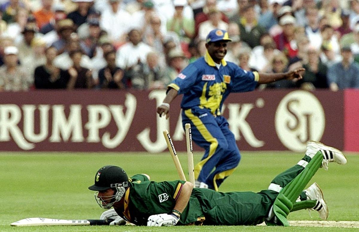 Hansie Cronje is run out by Romesh Kaluwitharana | ESPNcricinfo.com