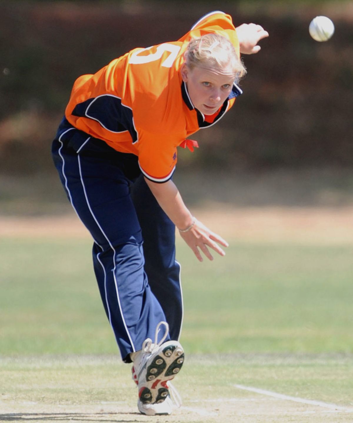 Ireland's batsman Nikki Symmons smashed 86 off 48 deliveries ...
