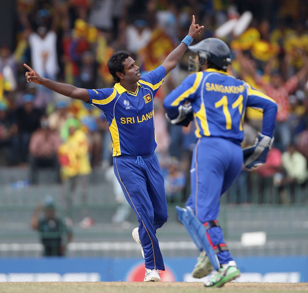 Angelo Mathews claimed the important wicket of Ian Bell | ESPNcricinfo.com