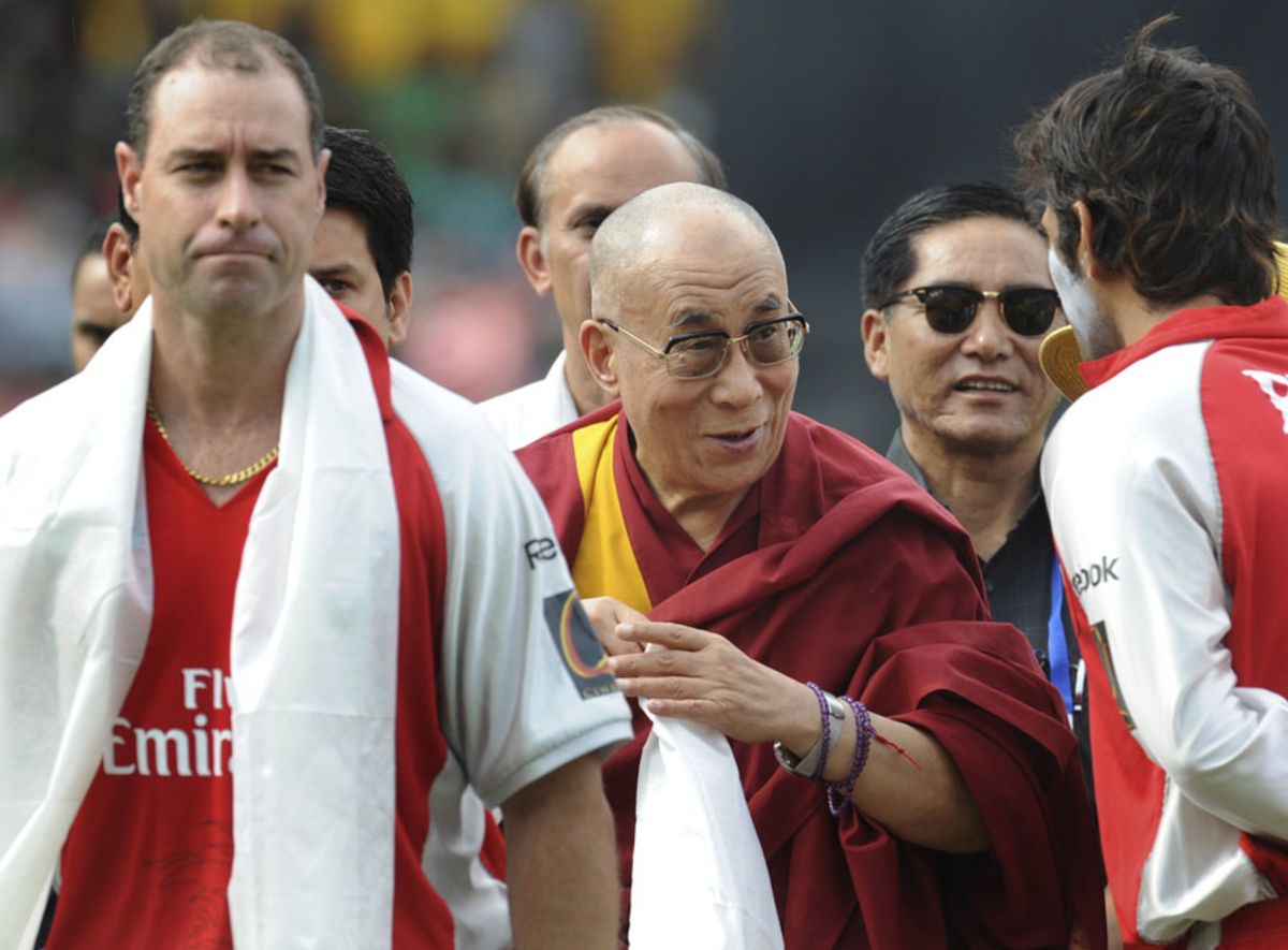 Michael Bevan meets the Dalai Lama | ESPNcricinfo.com