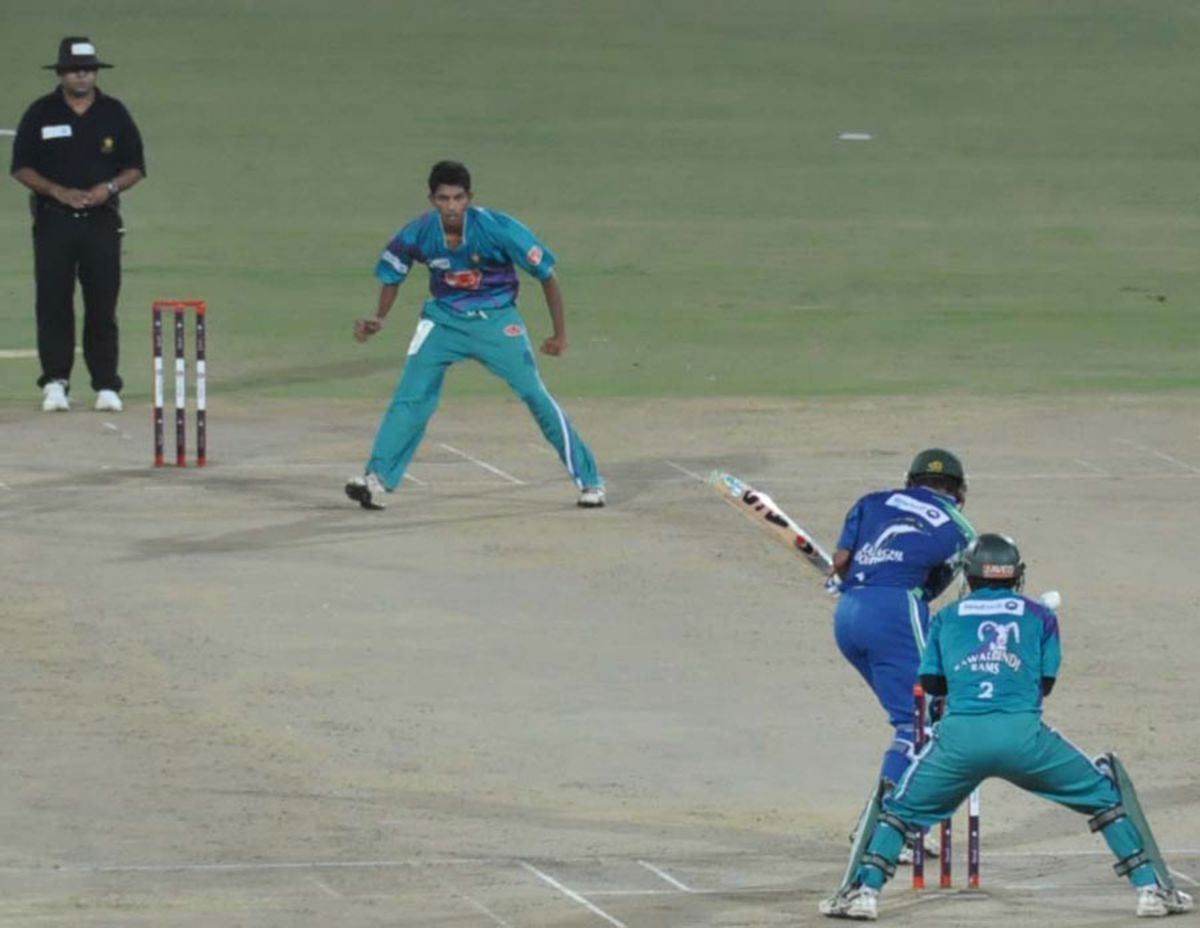 Left-arm spinner Raza Hasan traps Asad Shafiq lbw | ESPNcricinfo.com