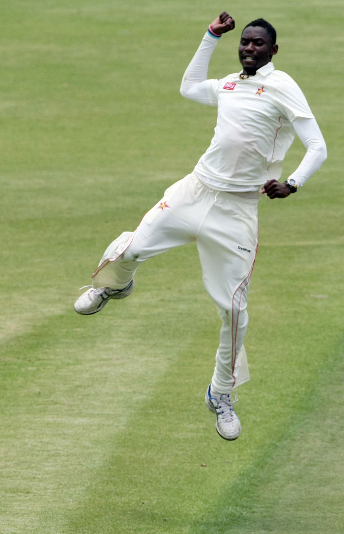 Chris Mpofu celebrates a wicket | ESPNcricinfo.com