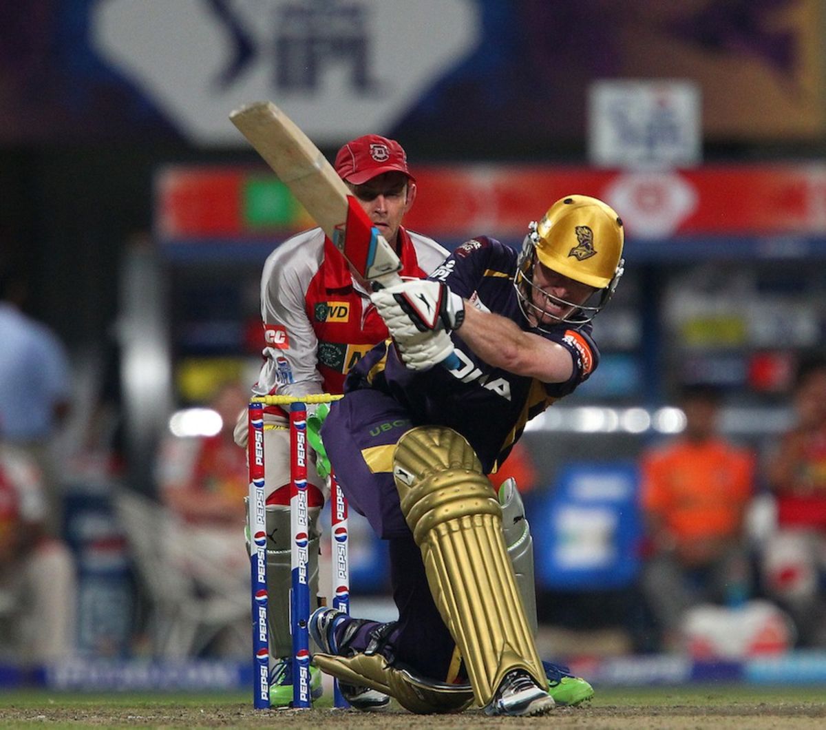 Manvinder Bisla celebrates his half-century | ESPNcricinfo.com