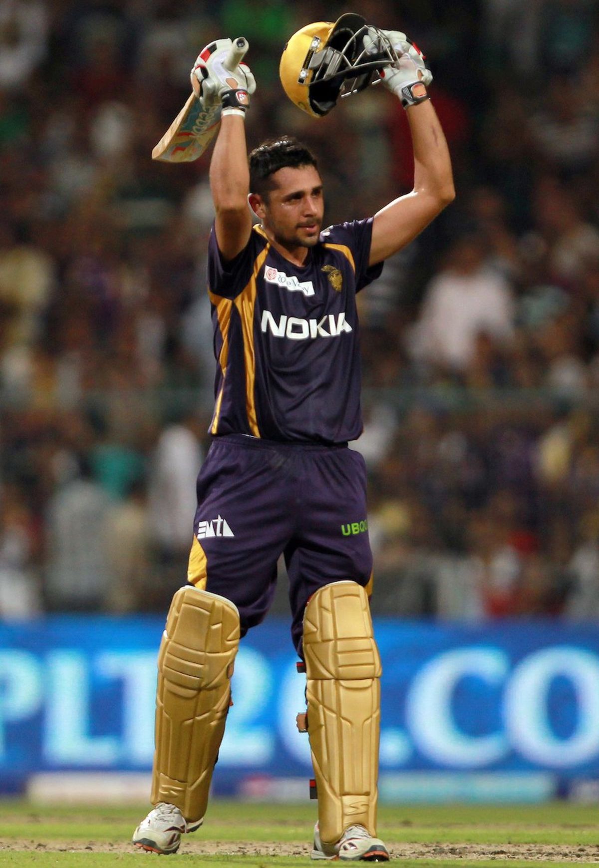 Manvinder Bisla celebrates his half-century | ESPNcricinfo.com