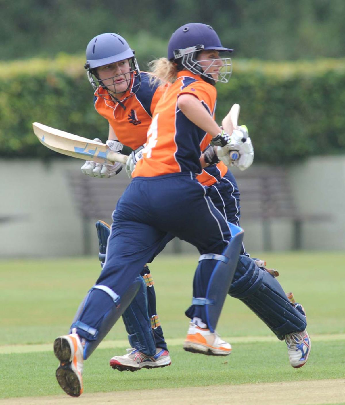 Miranda Veringmeier and Denise Hannema run between the wickets ...