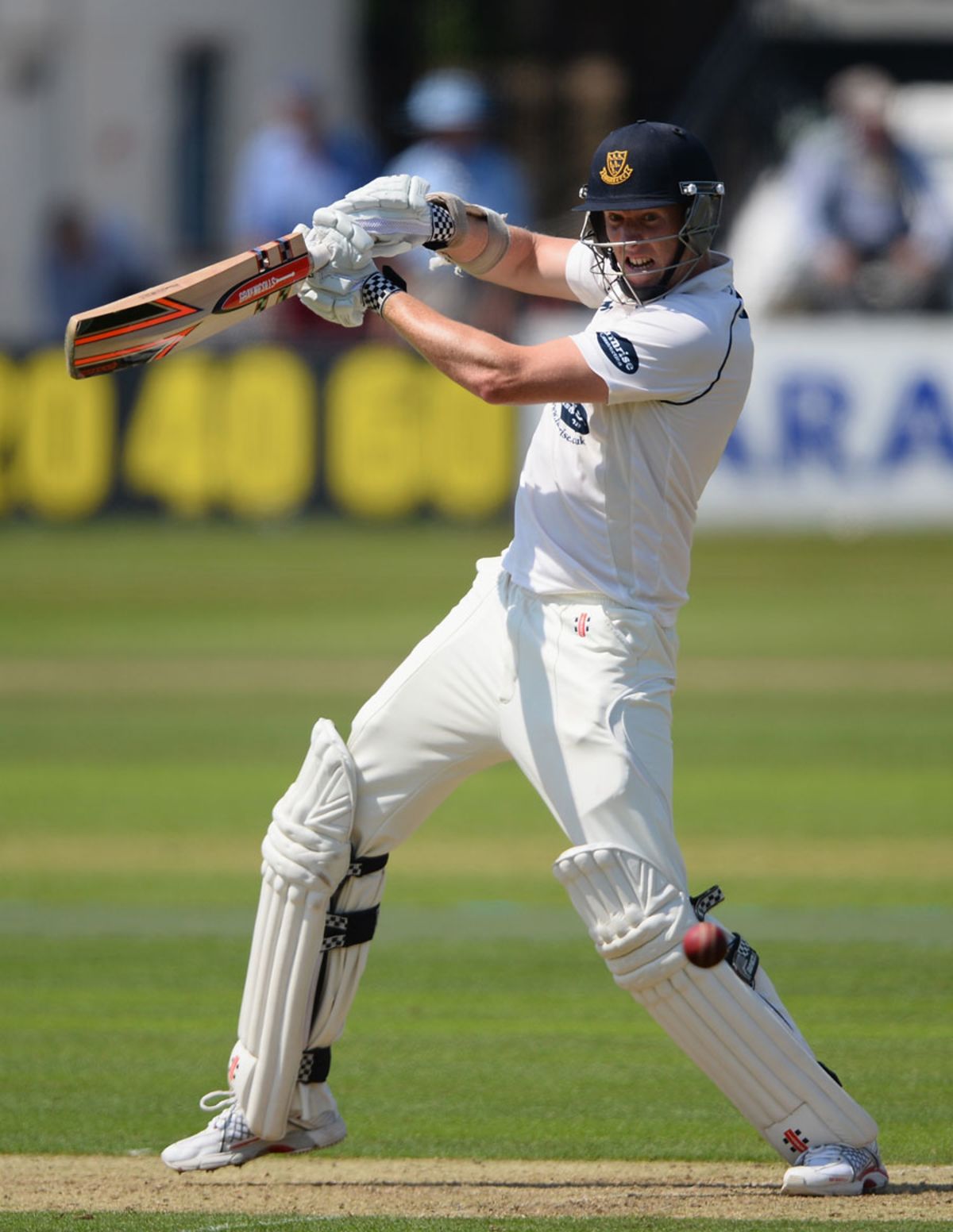 Luke Wells stands tall to cut | ESPNcricinfo.com