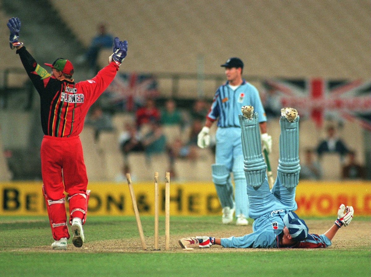 John Crawley survives a stumping chance by Andy Flower | ESPNcricinfo.com