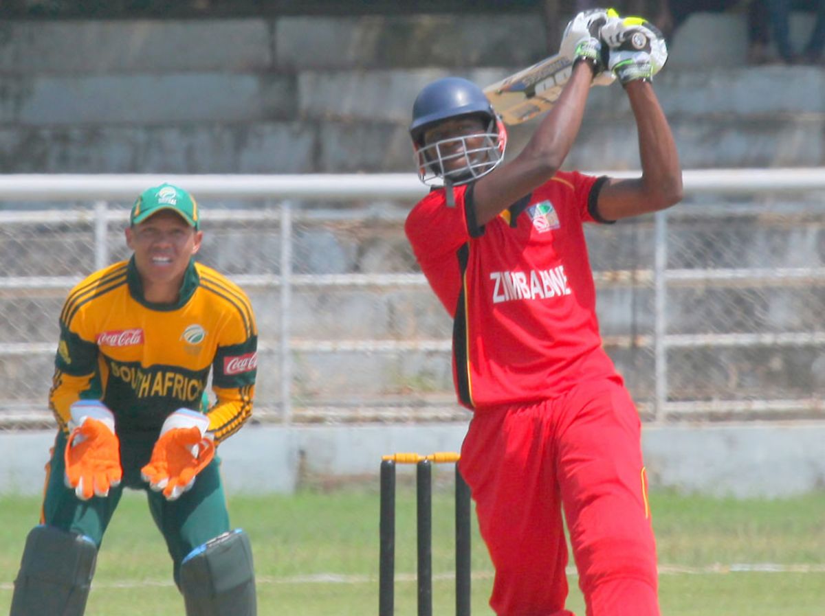 Carl Mumba hits over the top | ESPNcricinfo.com