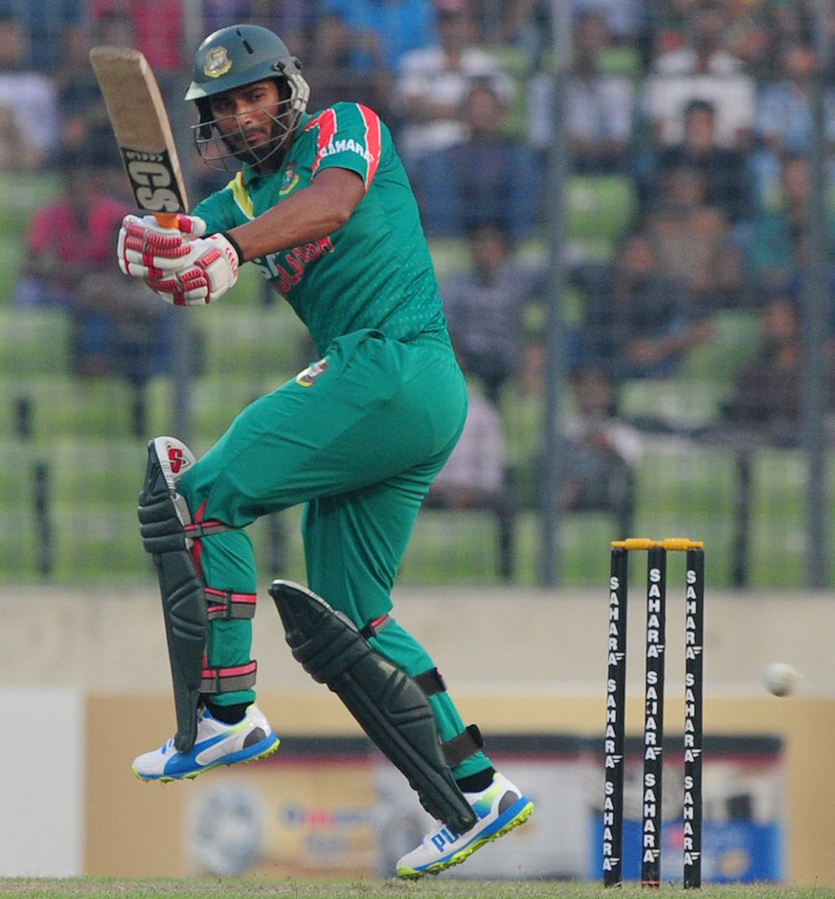 Mahmudullah clips one off his hips | ESPNcricinfo.com