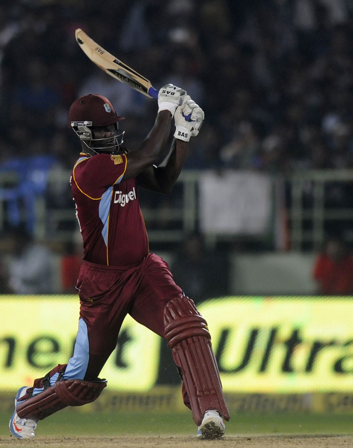 Darren Sammy targets the leg side | ESPNcricinfo.com