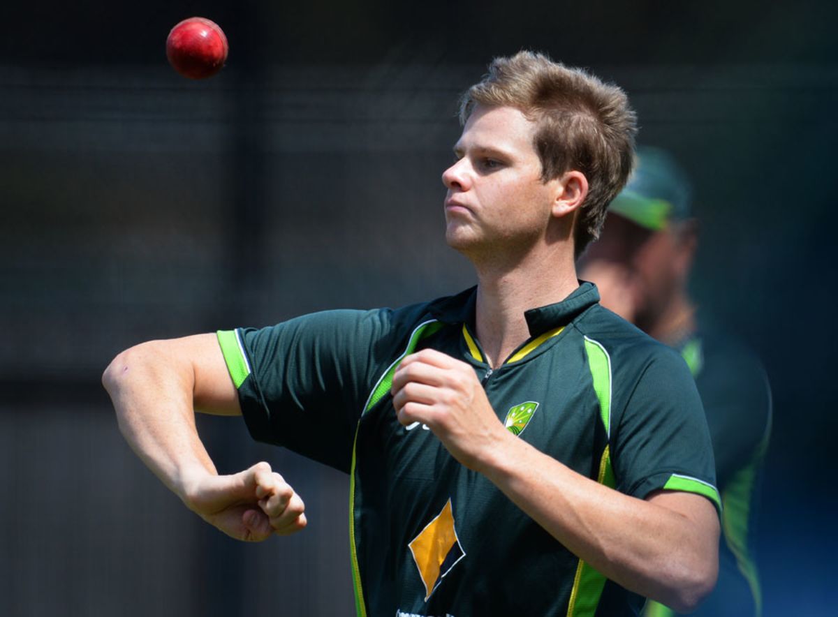 Steven Smith practises his legspin | ESPNcricinfo.com