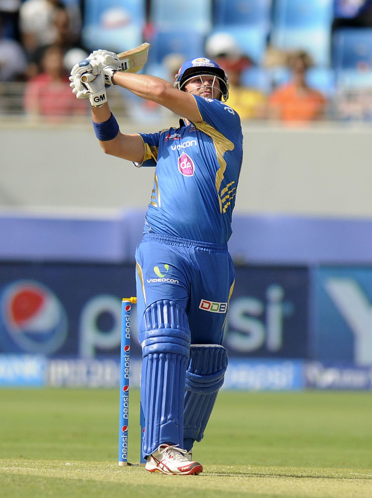 Corey Anderson goes over the top | ESPNcricinfo.com