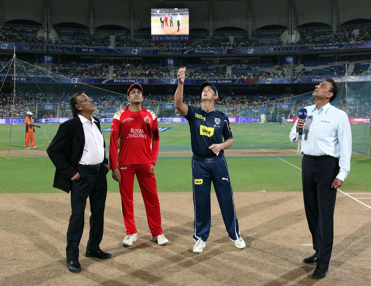 Protestors shout anti-IPL slogans | ESPNcricinfo.com