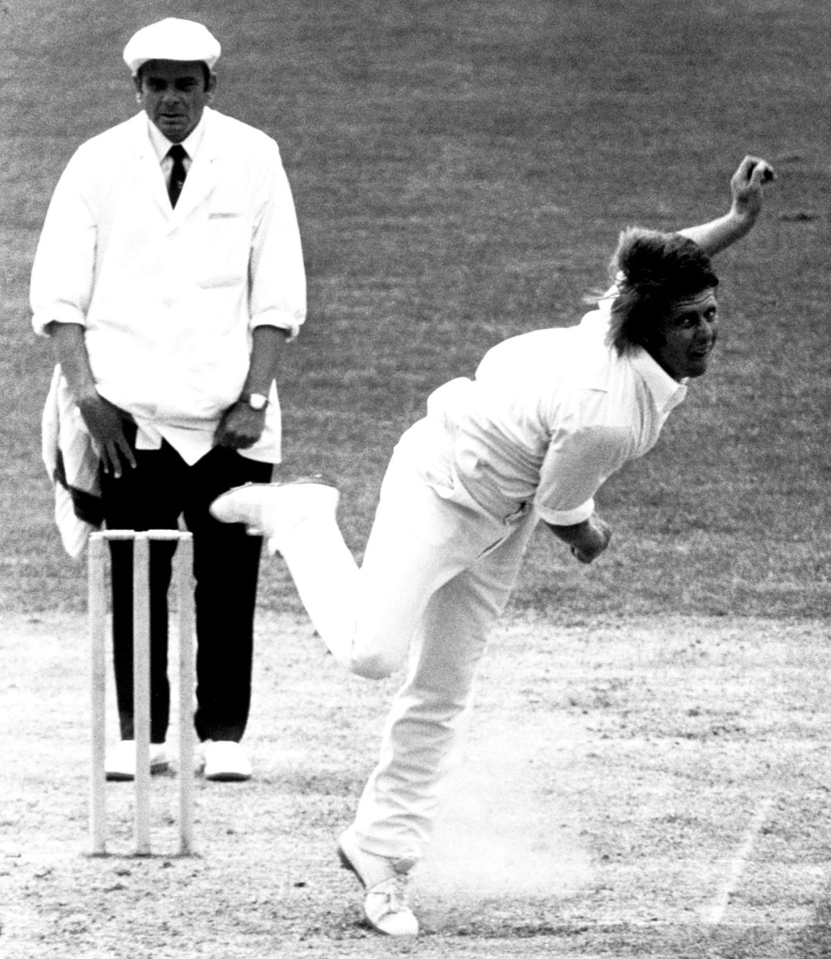 Confusion in the World Cup final as Jeff Thomson is caught off a no ...