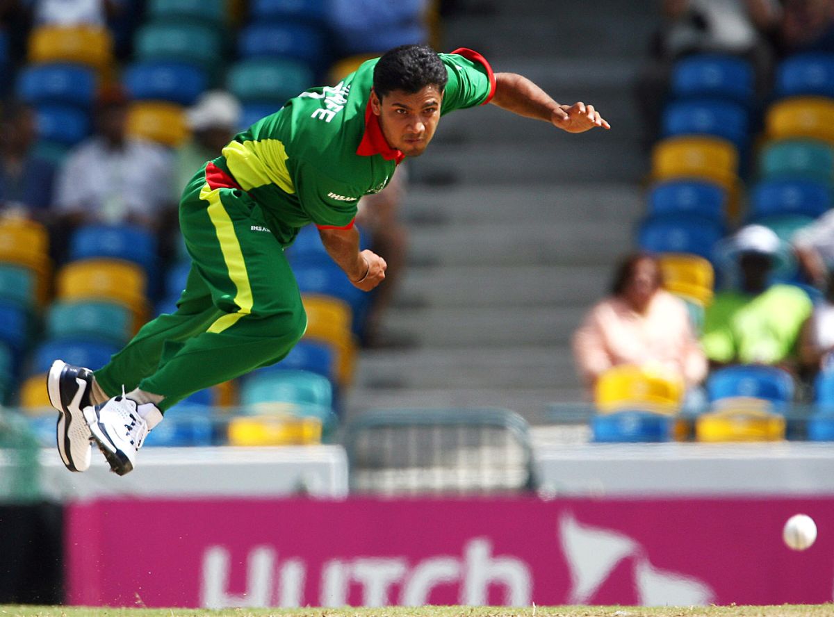 Trent Johnston does a victory lap after beating Bangladesh ...