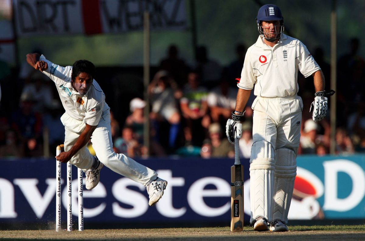 Harbhajan Singh bowled Mohammad Yousuf for six | ESPNcricinfo.com