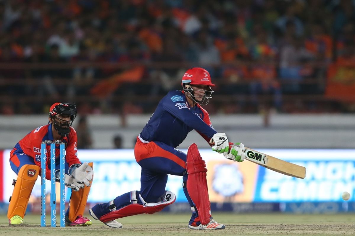 Quinton de Kock shapes up to play the paddle sweep | ESPNcricinfo.com