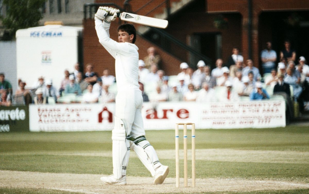 Worcestershire raise a glass to Graeme Hick after his epic 405 ...