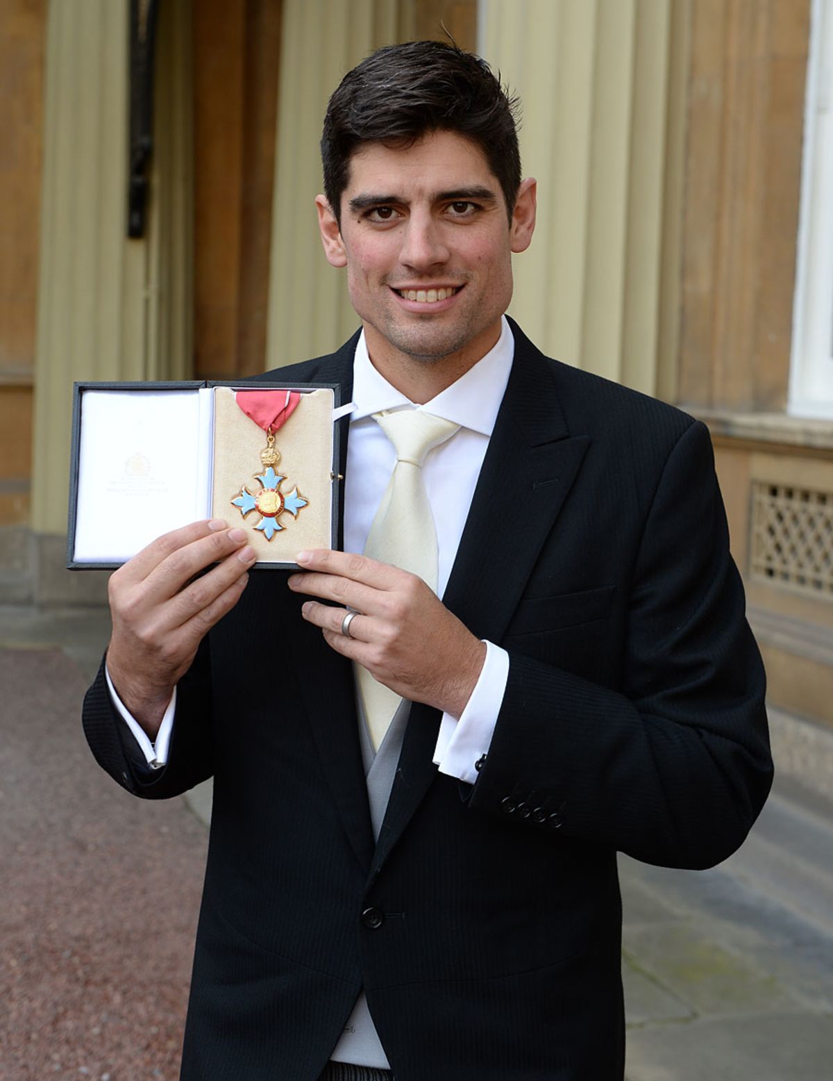 Alastair Cook with his CBE | ESPNcricinfo.com