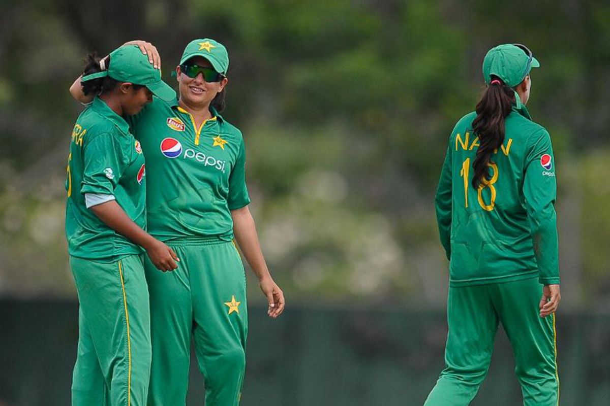 Sana Mir celebrates a wicket | ESPNcricinfo.com