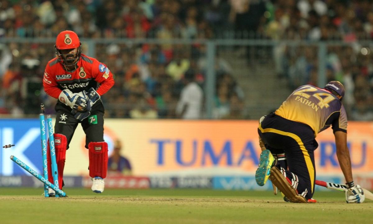 Samuel Badree appeals for the wicket of Robin Uthappa | ESPNcricinfo.com