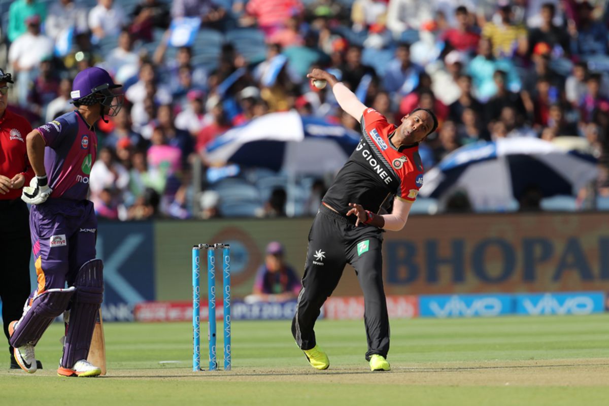 Samuel Badree gets into his delivery stride | ESPNcricinfo.com