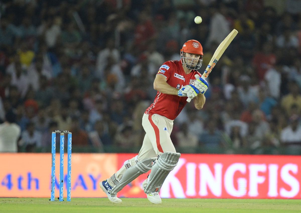 Shaun Marsh sets off for a run | ESPNcricinfo.com