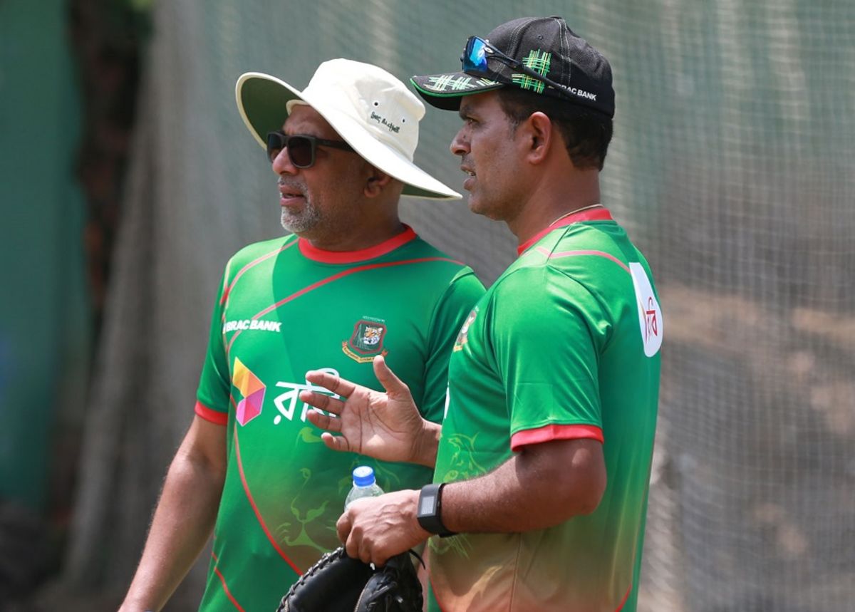 Sunil Joshi, Harvinder Singh and Rajesh Chauhan at the BCCI ...