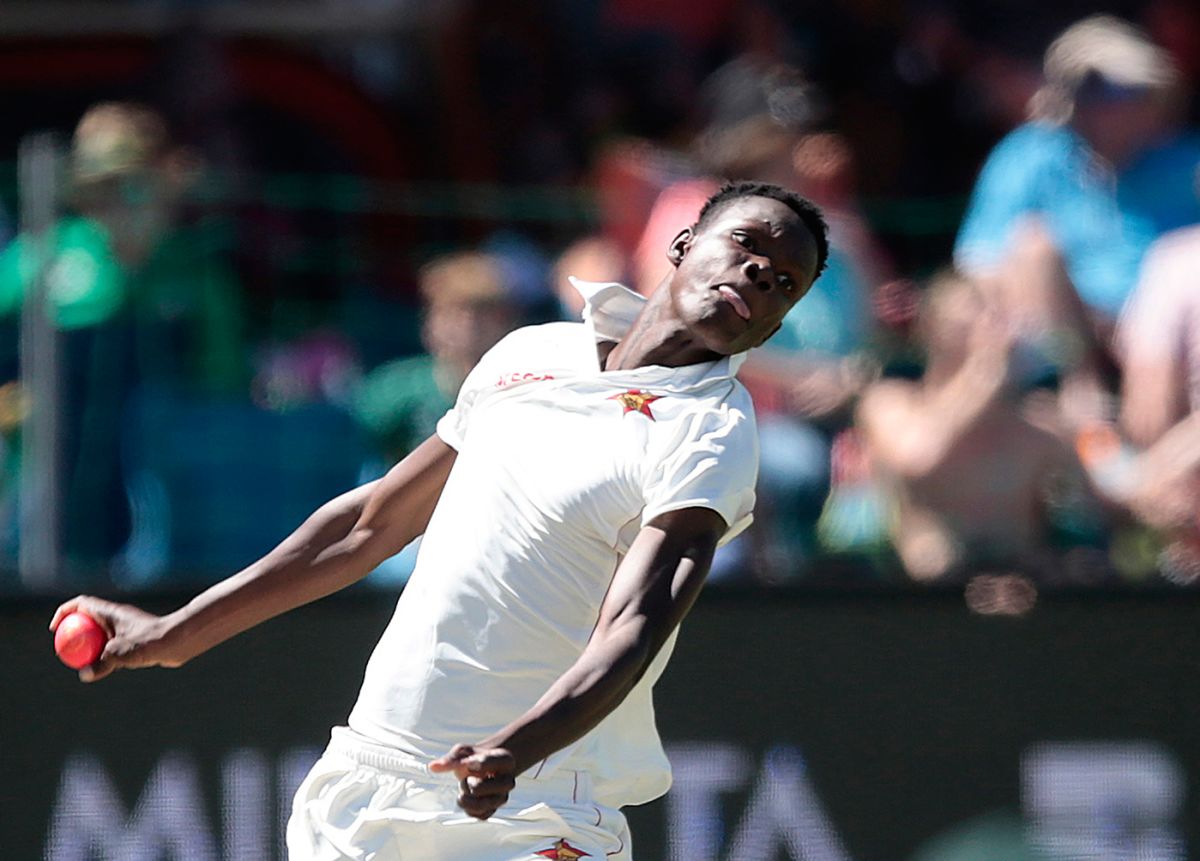 Blessing Muzarabani bowls in his debut Test match | ESPNcricinfo.com