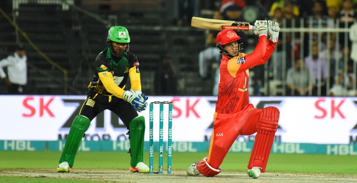 Kumar Sangakkara and Ricky Ponting share a laugh with Australia's Tim ...