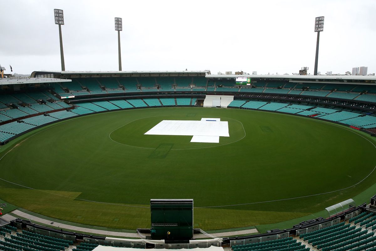 The big screen at the new Perth Stadium replicates the famous WACA ...