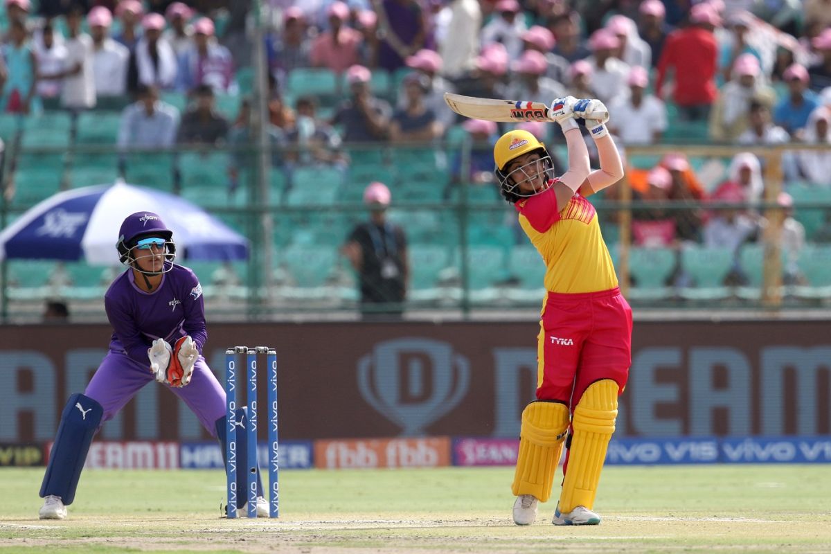 Harleen Deol plays a lofted shot | ESPNcricinfo.com
