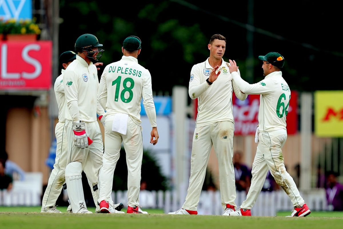 George Linde celebrates his maiden Test wicket | ESPNcricinfo.com