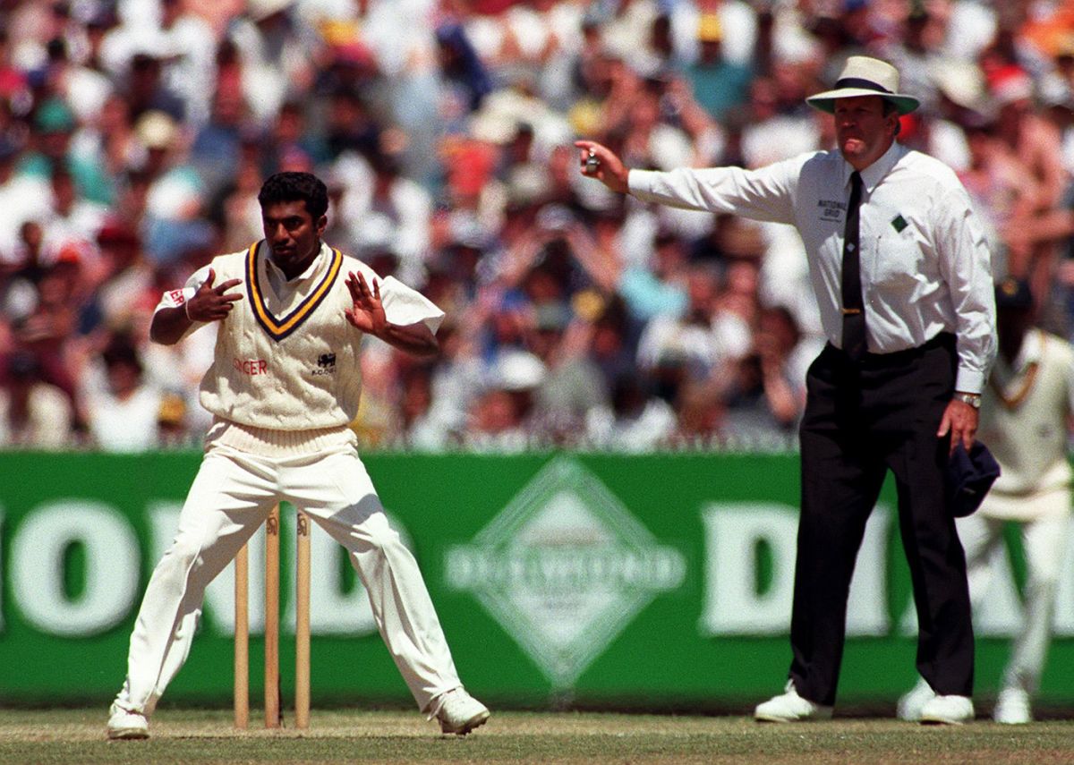 Darrell Hair no-balls Muttiah Muralitharan | ESPNcricinfo.com