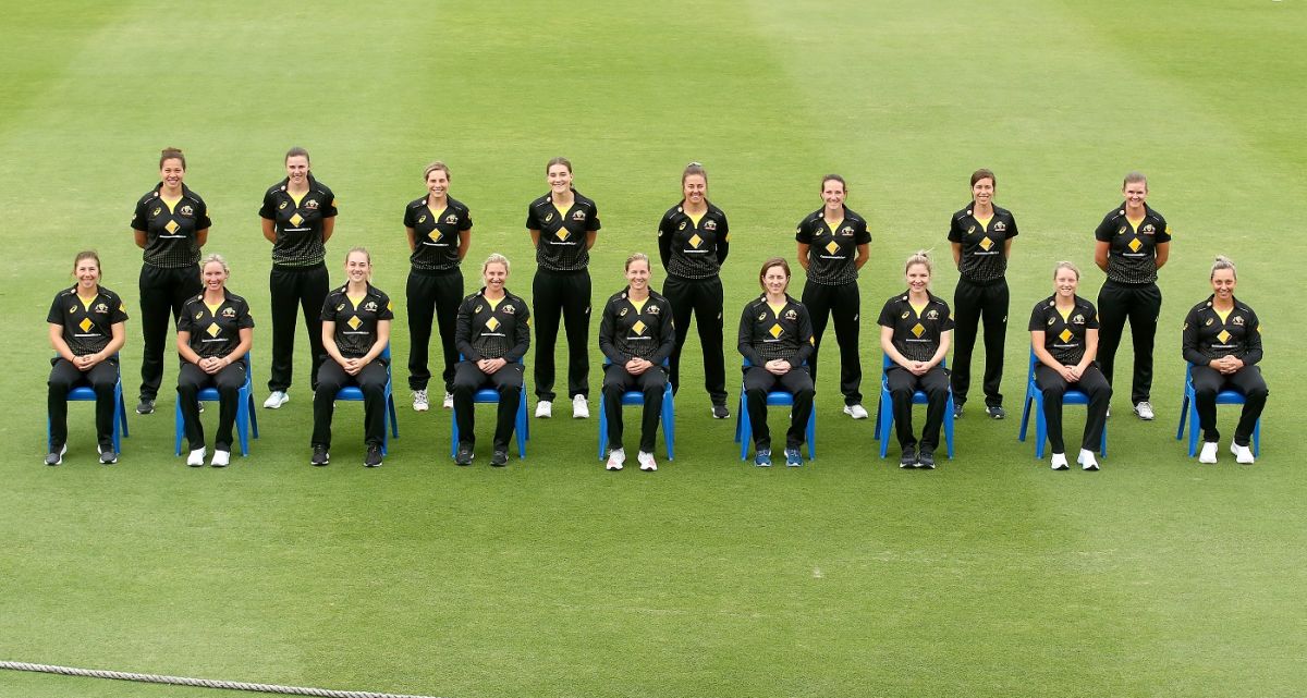 Australia Women players pose for a socially distanced team photo ...