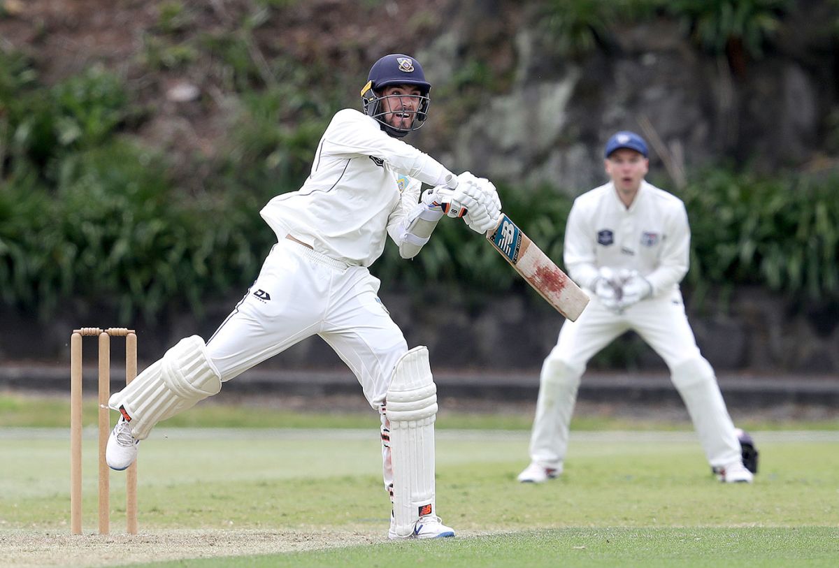 Michael Rippon attacks during his century | ESPNcricinfo.com