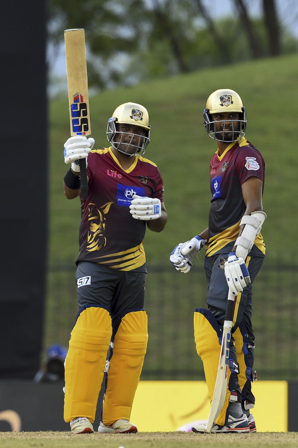 Samit Patel and Dasun Shanaka struck quickfire half-centuries ...