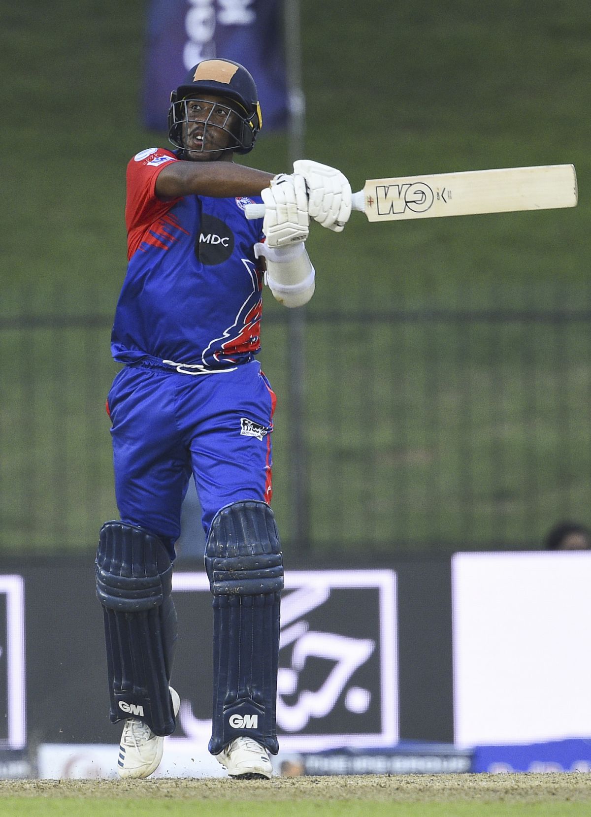 Daniel Bell-Drummond goes after the ball | ESPNcricinfo.com