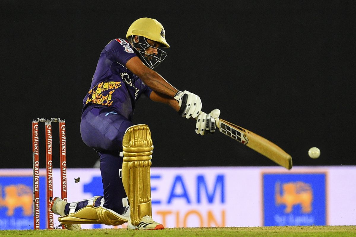 Danushka Gunathilaka frees his arms | ESPNcricinfo.com