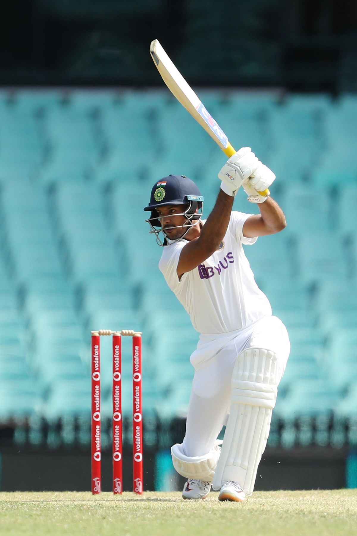 Will Sutherland reacts as Hanuma Vihari adds a run | ESPNcricinfo.com