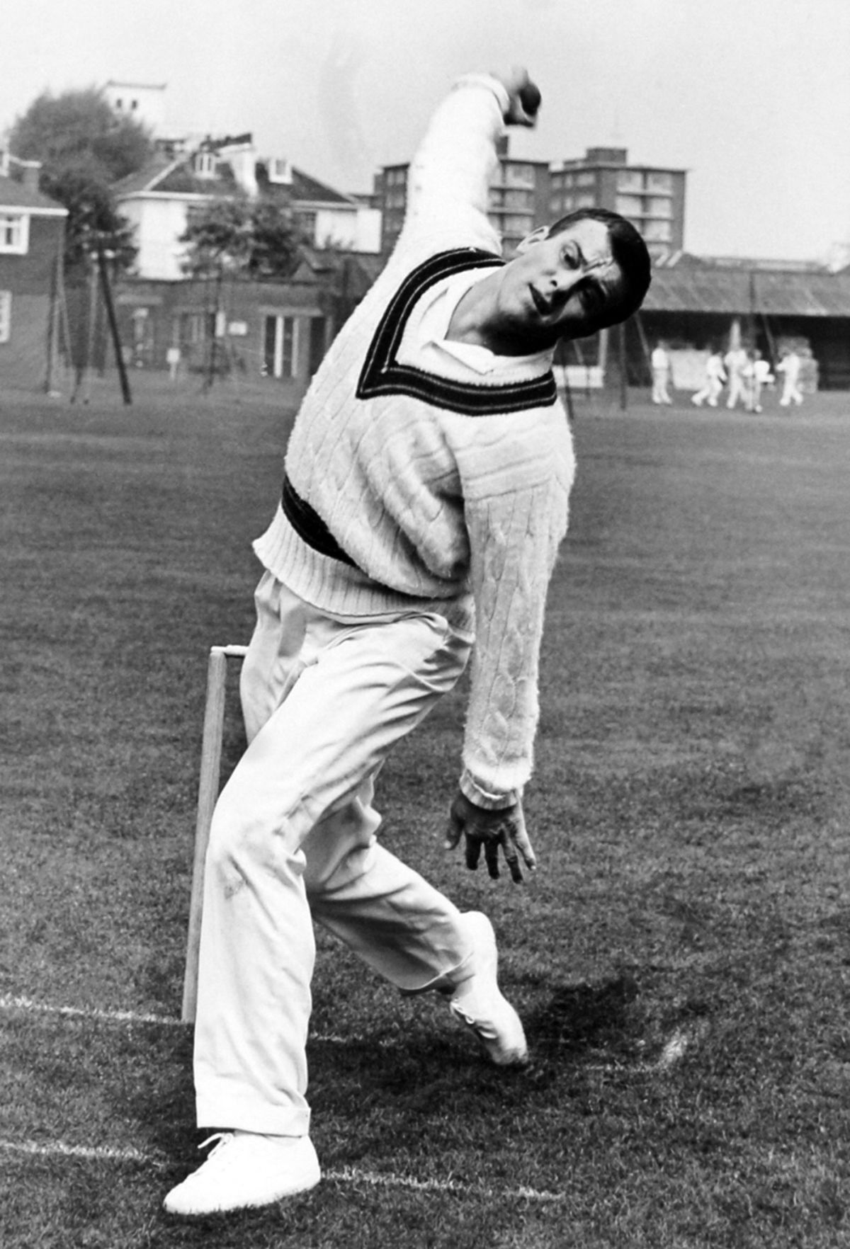 Eric Freeman bowls during the 1968 Ashes tour | ESPNcricinfo.com