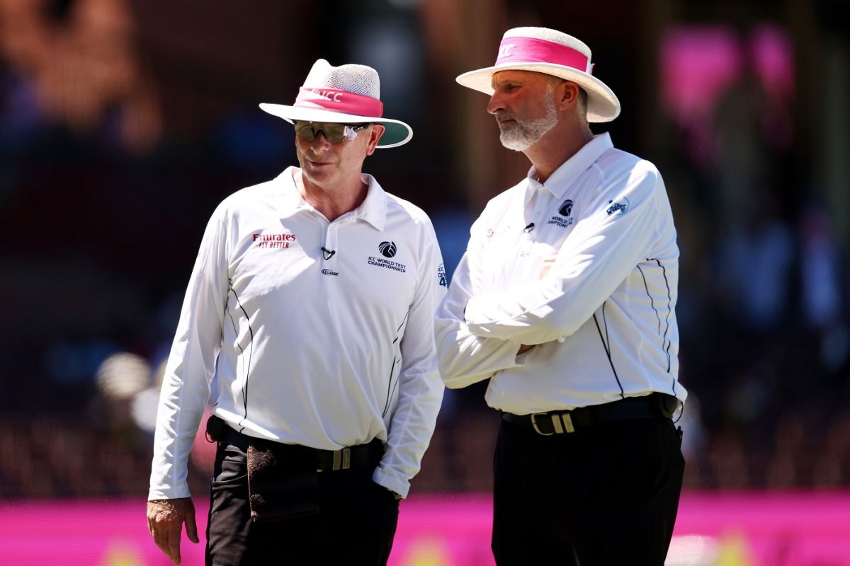 Paul Reiffel and Paul Wilson were the on-field umpires at the SCG Test ...