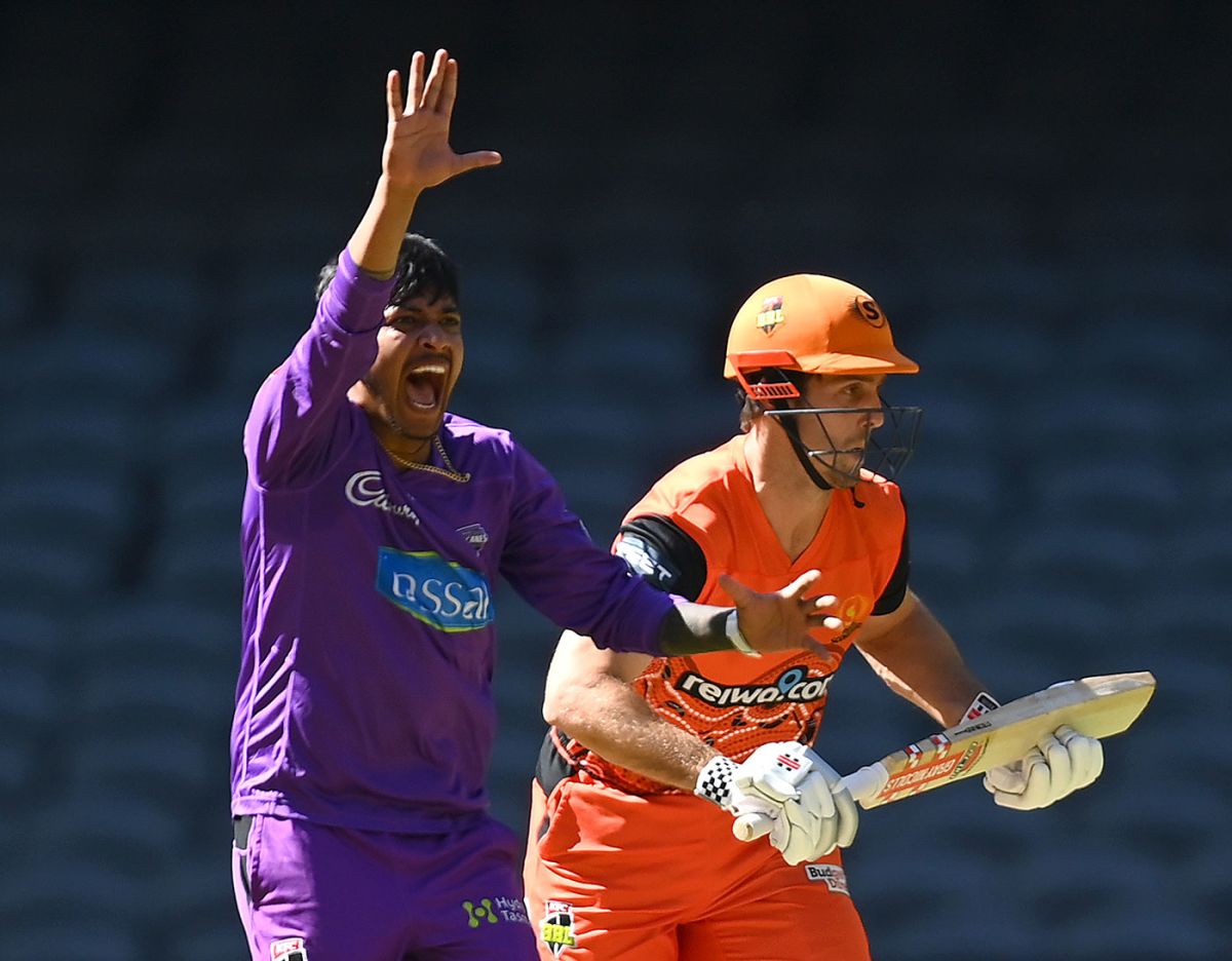 Sandeep Lamichhane trapped Mitchell Marsh lbw | ESPNcricinfo.com