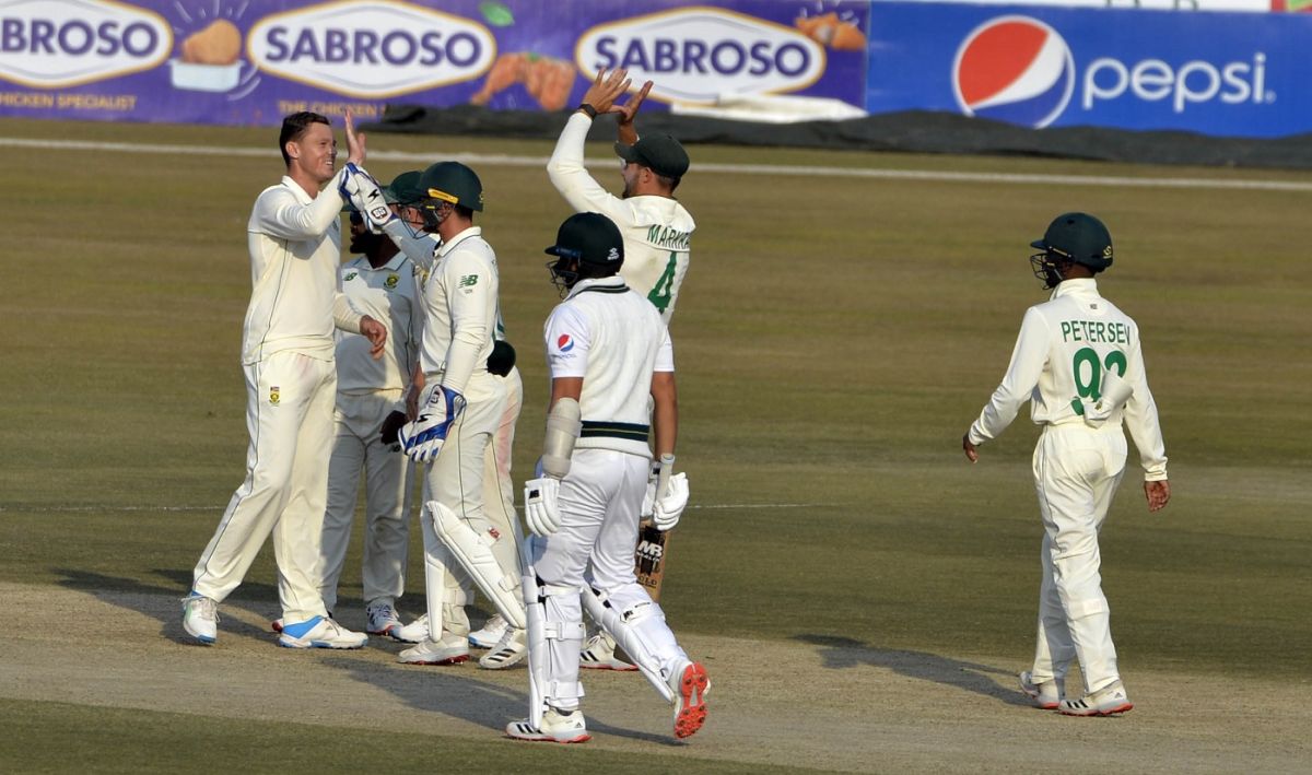 George Linde picked up two wickets in quick succession | ESPNcricinfo.com