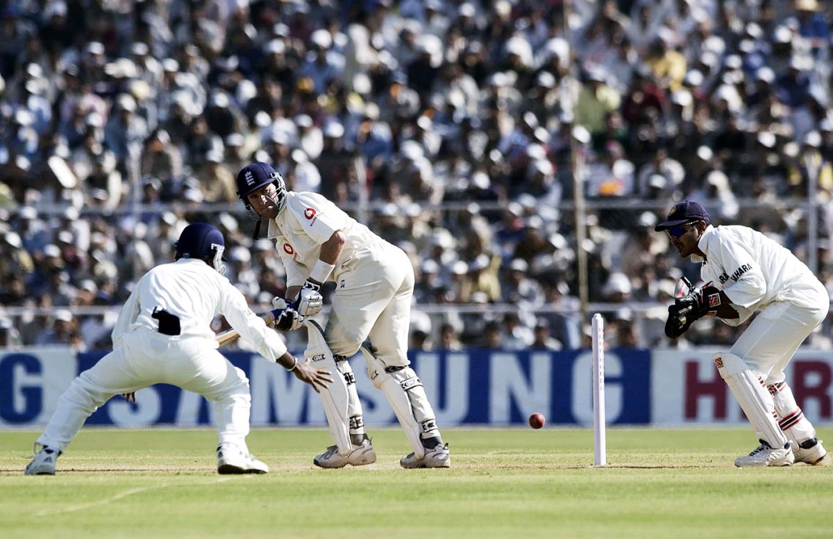 Flintoff bowling thumbnail 2001 | ESPNcricinfo.com