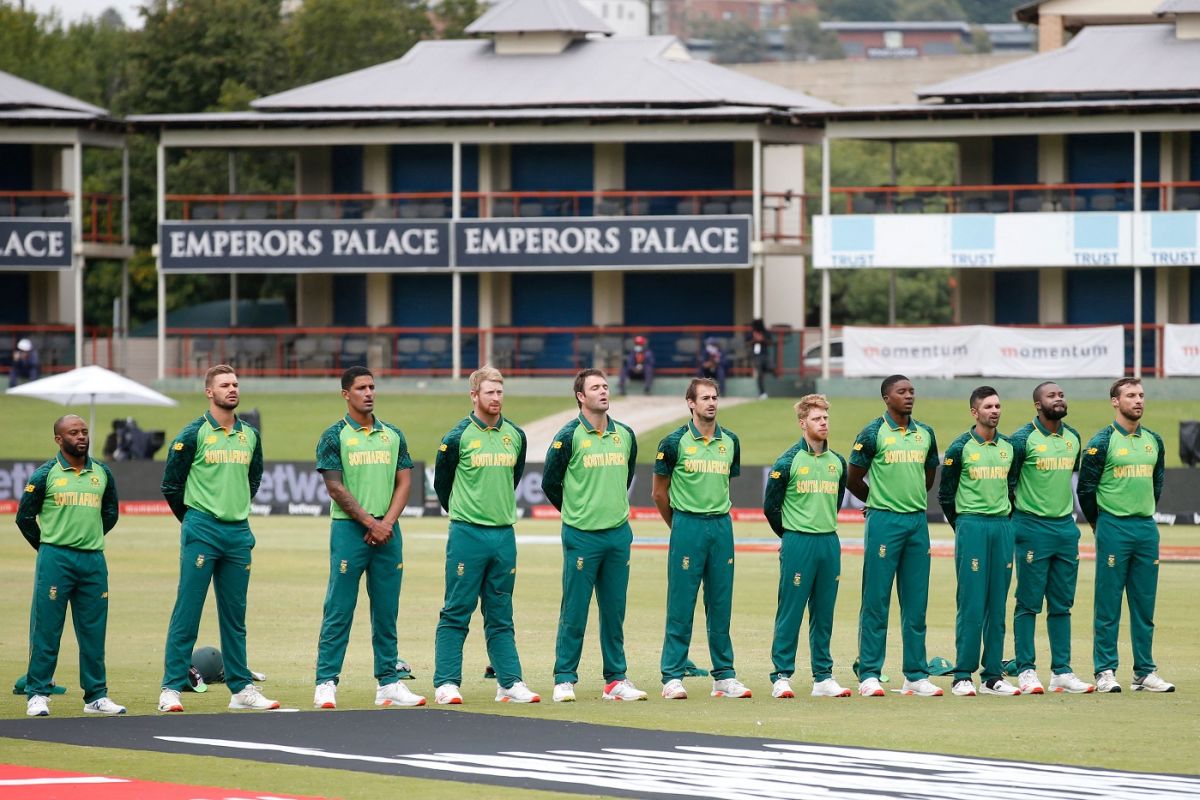 The Pakistan players line up for their national anthem | ESPNcricinfo.com