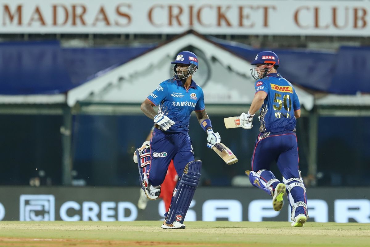 Chris Lynn pulls one | ESPNcricinfo.com