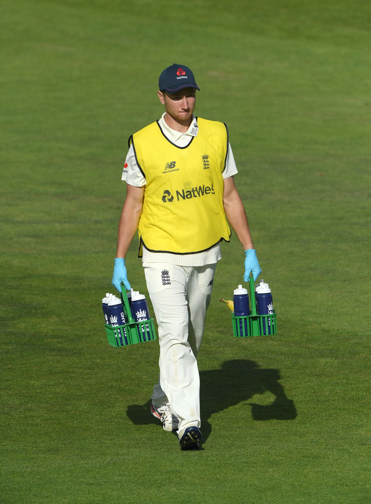 England 12th man James Bracey runs drinks | ESPNcricinfo.com